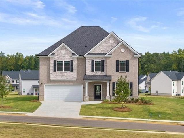 211 Sandy Oak Dr, Loganville, GA 30052
