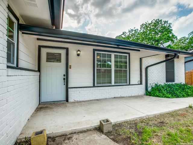 211 Stardust St, San Antonio, TX 78228 | Compass