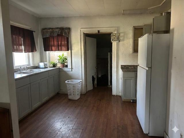 211 Stroup Street
