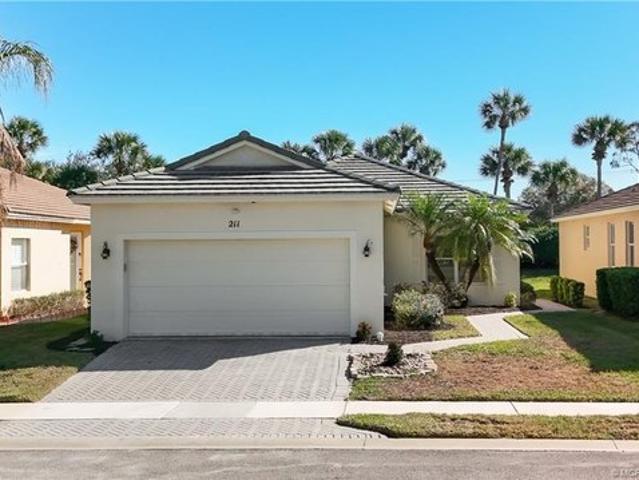 211 SW Deleon Springs Dr, Port Saint Lucie, FL 34986