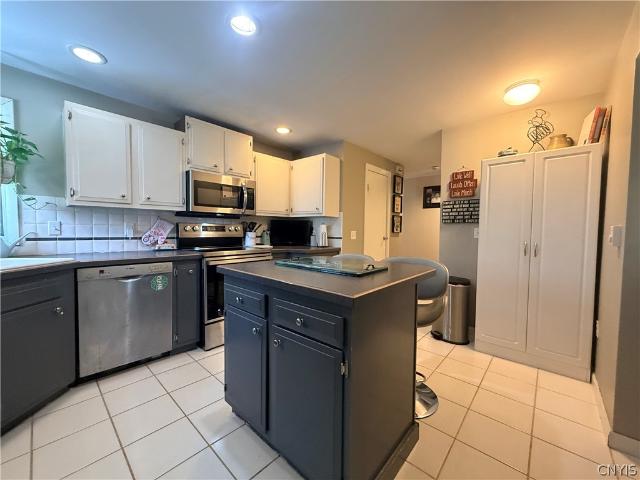 211 Sweetland Road