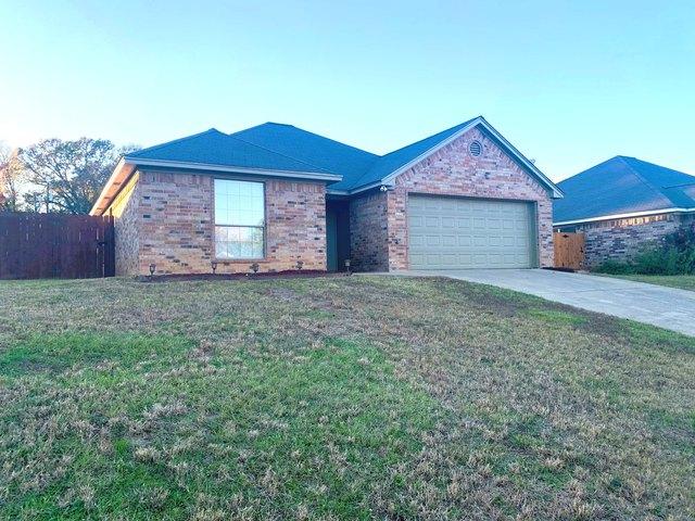 211 Patricia Ct, Tyler, TX 75702