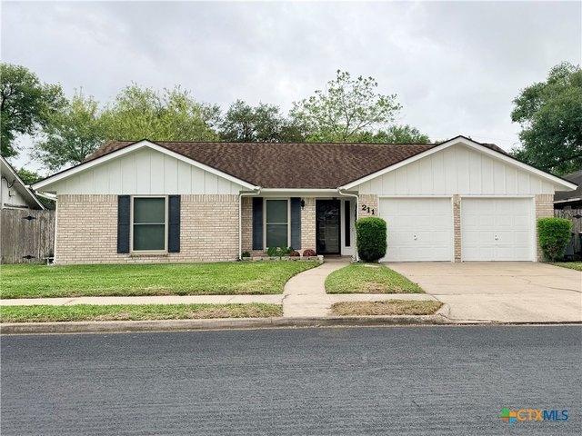 211 Pecos Dr, Victoria, TX 77904