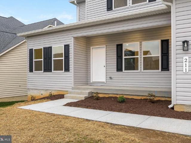211 Princess Caroline Court