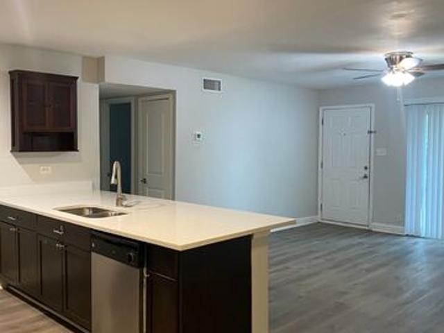 211 Routt, Unit 105