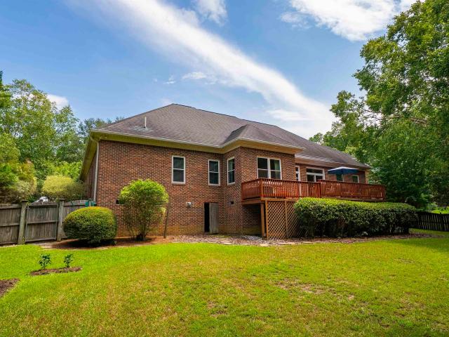 211 Rolling Creek Circle