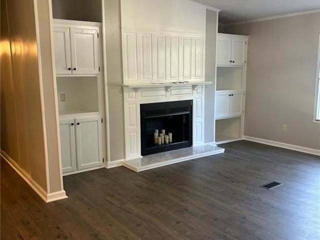 211 Roping Lane