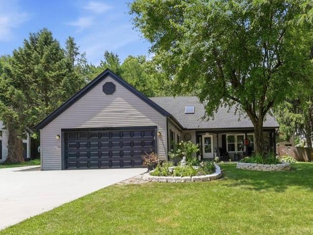211 Rosehill Rd, Reynoldsburg, OH 43068
