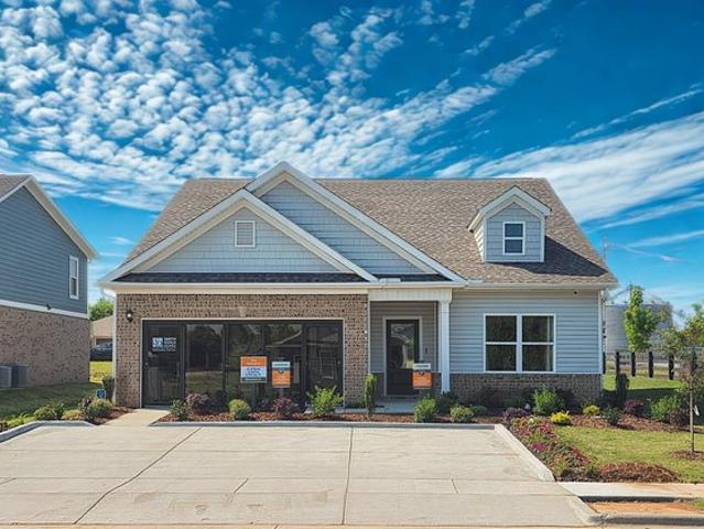 211 Red Clay Ct, Harvest, AL 35749