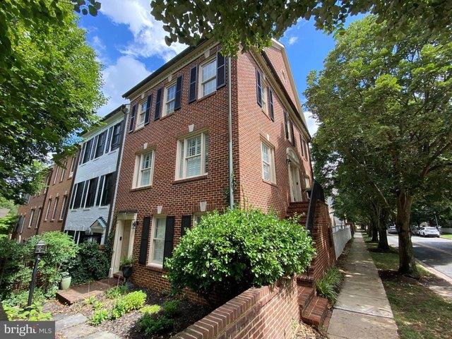 211 Ridgepoint Pl, Gaithersburg, MD 20878