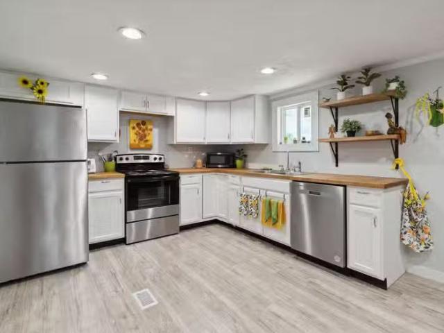 211 W Hinkle St, Corbin, KY 40701 647939904