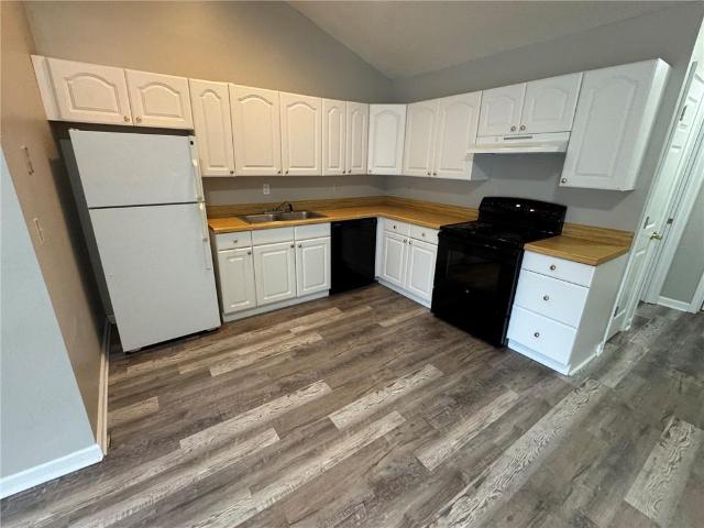 211 W Mineral Springs Road B