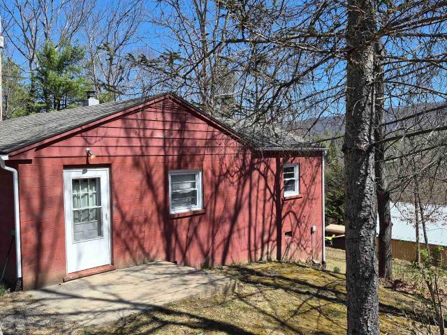 211 watertank rd