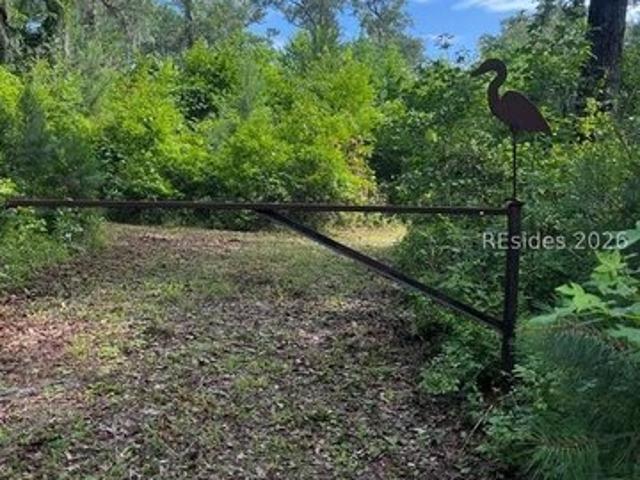 211 Waters Ct, Walterboro, SC 29488