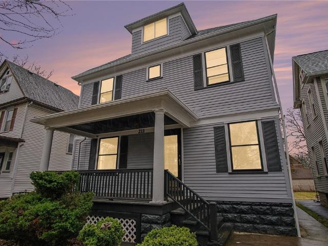 211 Wellington Avenue