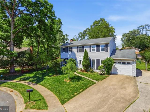 211 Whispering Wind Ct SE, Vienna, VA 22180