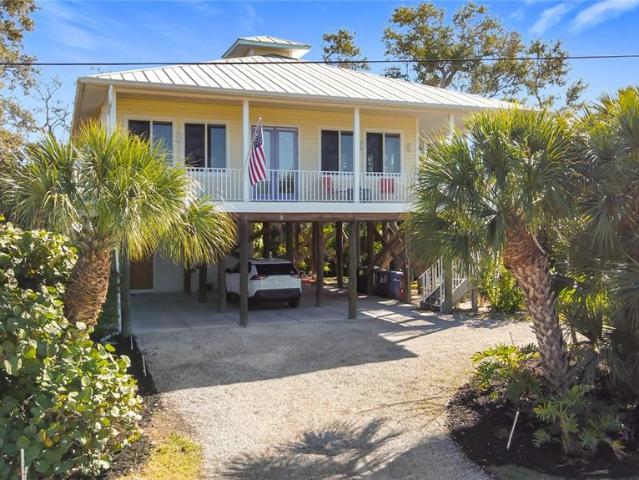 211 Winson Ave, Englewood, FL 34223 | MLS #D6145 | Compass