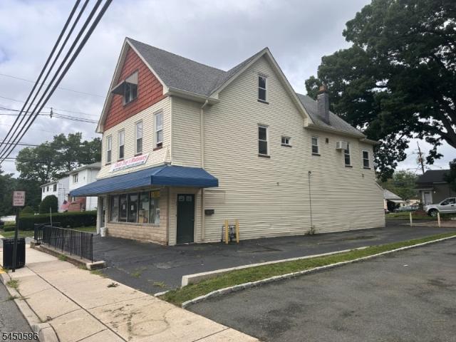 211 Van Winkle Ave