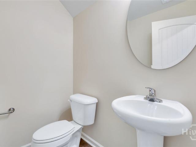 211 Vinesville Court