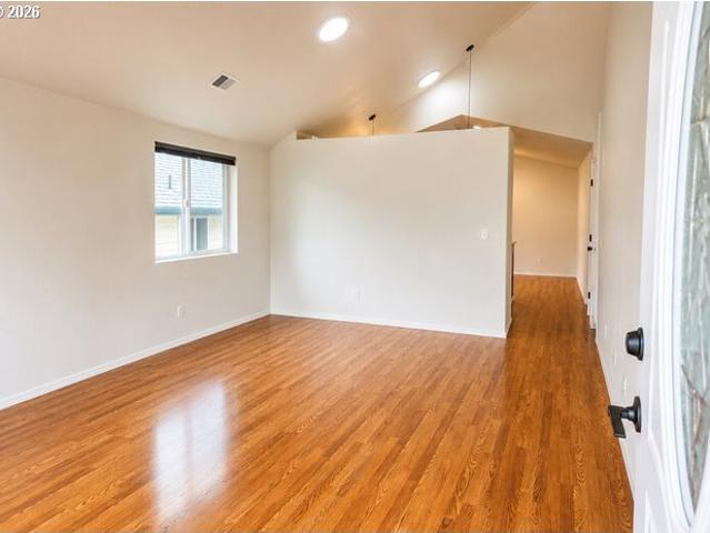 2124 NE 77TH AVE