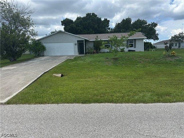 2124 NE 7th Pl, Cape Coral, FL 33909