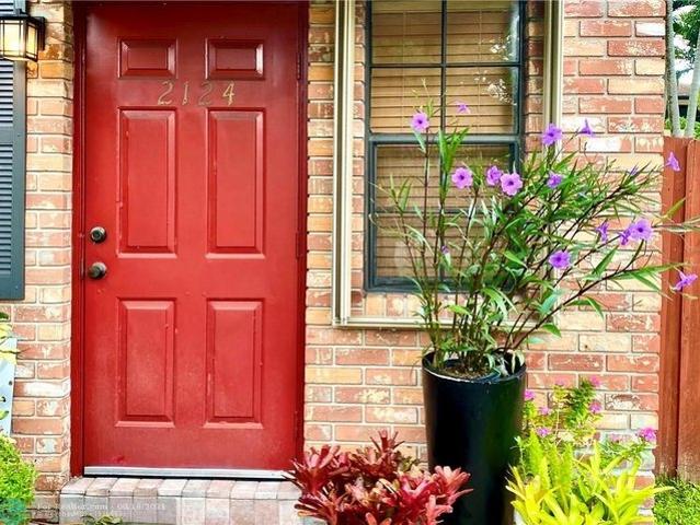 2124 NE 9th Ave Unit 2124, Wilton Manors, FL 33305