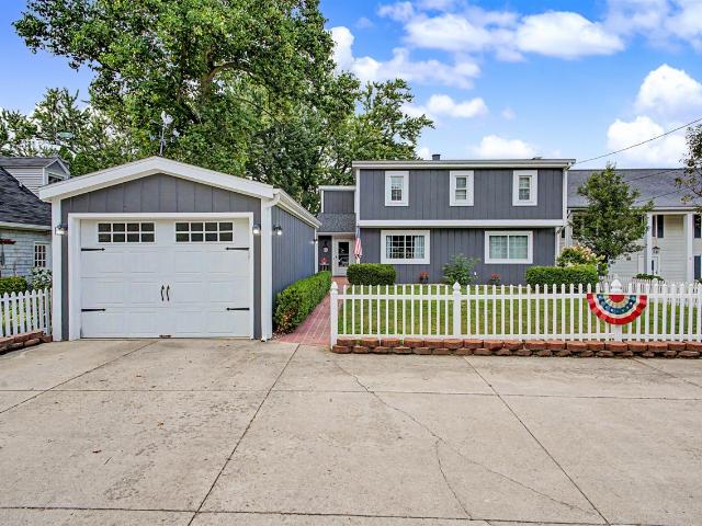 2124 Ash Te Wette Beach Drive