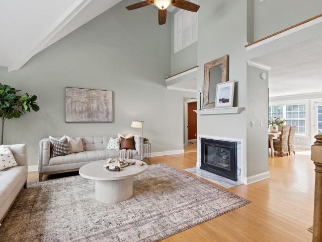 2124 Burnt Hickory Drive