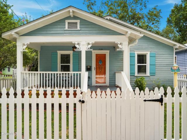 2124 Barnett Avenue