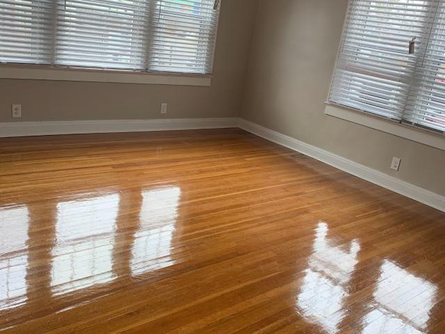 2124 Broadway St, Unit 4, Indianapolis, IN 46202 | MLS #22086 | Compass