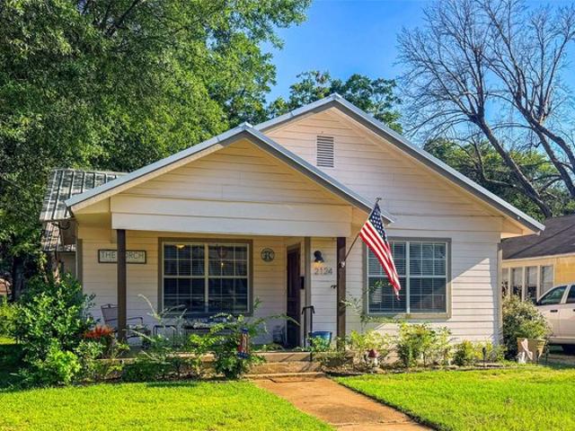 2124 Culbertson St, Paris, TX 75460