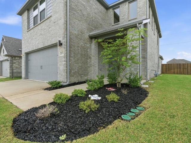 2124 Colt Court