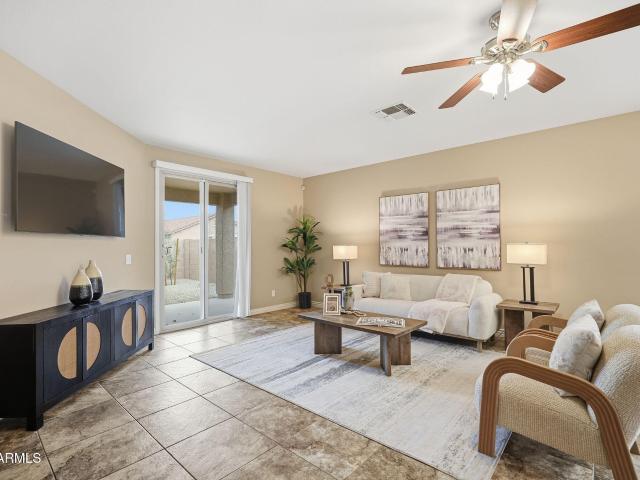 2124 E Kings Ave, Phoenix, AZ 85022 | Compass