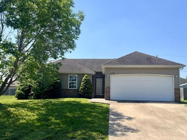 2124 E Primrose St, Republic, MO 65738