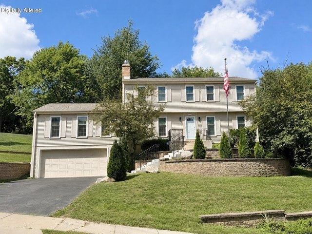 2124 Harris Highland Dr, Waukesha, WI 53188