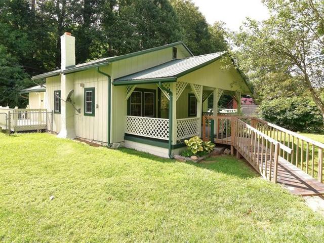 2124 Pisgah Hwy, Candler, NC 28715