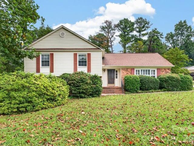 2124 Poinsett Dr, Rock Hill, SC 29732
