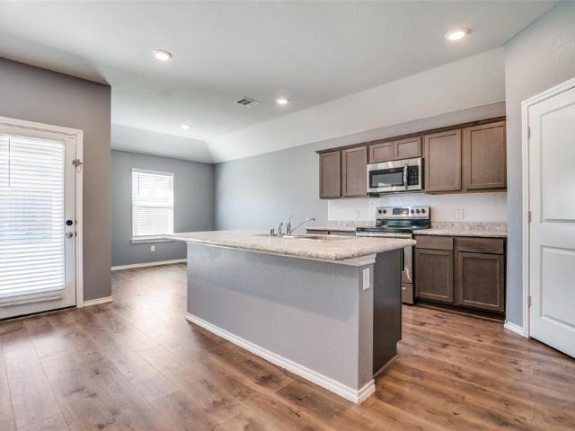 2124 Tulipwood Drive
