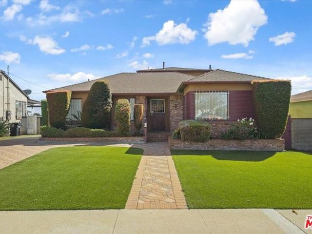 2124 W 112th St, Los Angeles, CA 90047