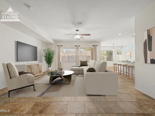 2124 w red bird road