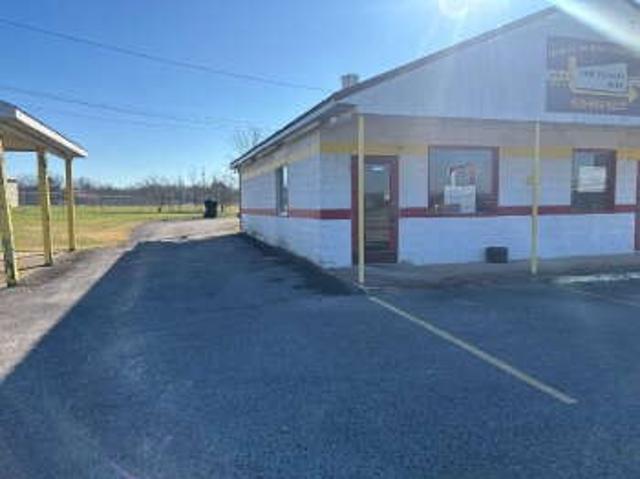 2124 Woodlawn Rd, Woodlawn, TN 37191 | MLS #3060