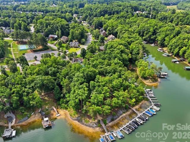 2125 Mt Isle Harbor Drive