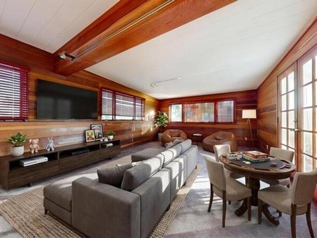 2125 Manhattan Ave, Hermosa Beach, CA 90254