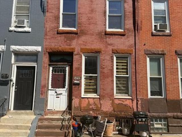 2125 N Natrona St, Philadelphia, PA 19121