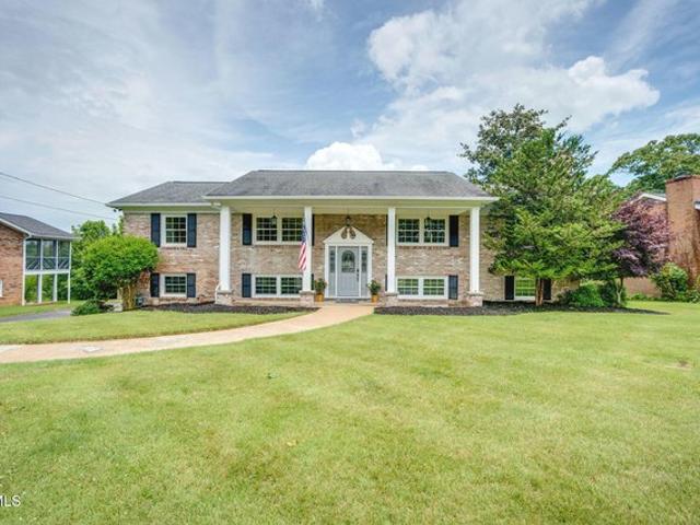 2125 Bonaire Rd, Kingsport, TN 37660