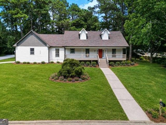2125 Brandon Acres Dr, Buford, GA 30519