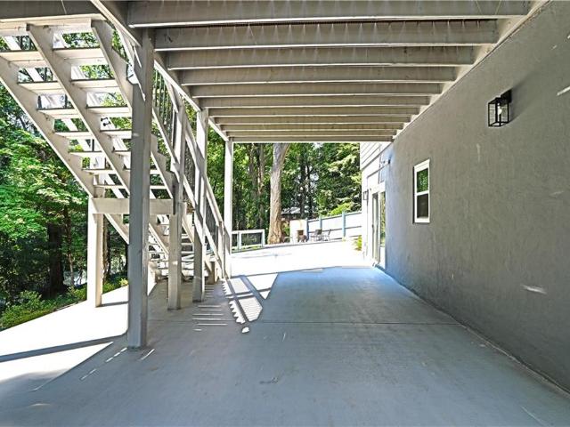 2125 Clay Road