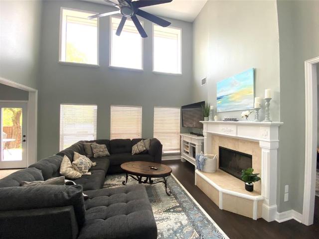 2125 Columbia Drive