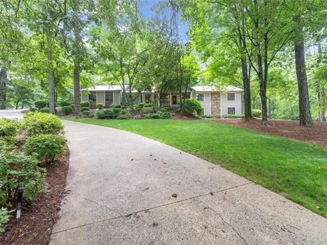 2125 Double Creek Ln, Alpharetta, GA 30004