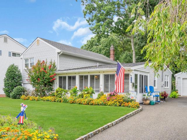 2125 Edgewood Place